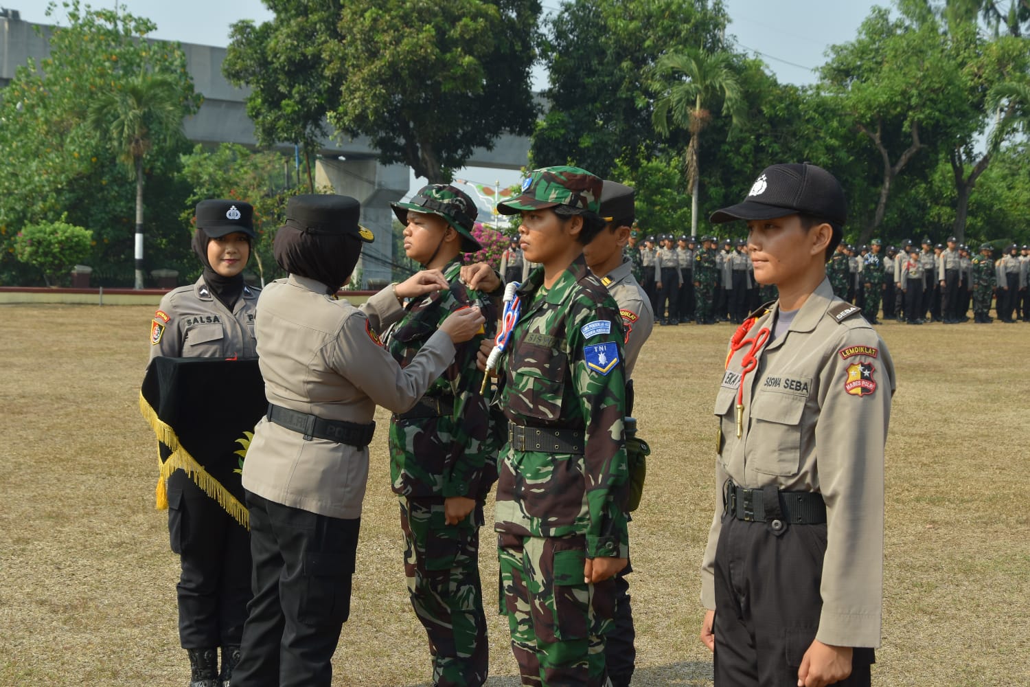 Siswa Dikmaba Wanita TNI AL Ikuti Diklat Integrasi Kampus Kebangsaan ...